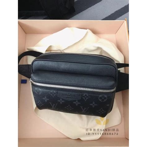 二手精品 Lv 路易威登 Outdoor 經典老花 腰包 單肩包 男款 黑色 胸口包 M30245 蝦皮購物