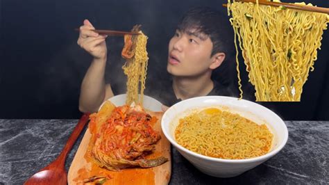 SUB 꼬들꼬들 안성탕면 먹방 feat 김장김치 리얼사운드 Ramyeon mukbang ASMR Eating Show