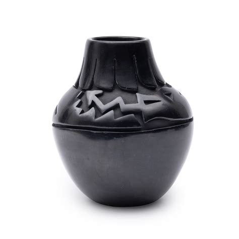Mida Tafoya A Mida Tafoya Blackware Jar MutualArt