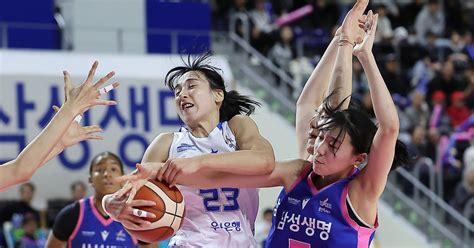 여자농구 우리은행 김단비 개인 통산 14번째 라운드 Mvp 선정
