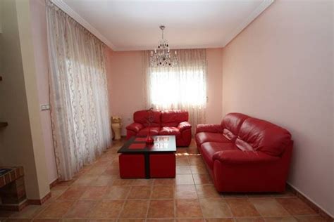 ไอเดียแบบบ้าน 2 ชั้นสวยๆ รูปร่างเรียบง่าย แต่โดดเด่นสะดุดตา Build Sweet Home