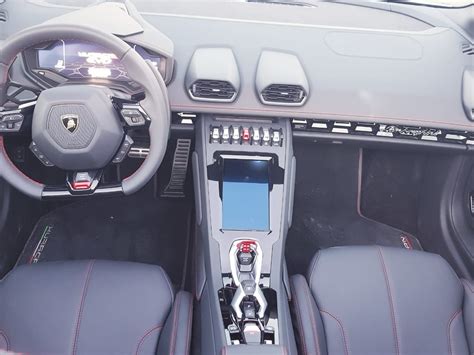 Lamborghini Huracán EVO Spyder Rent Dubai Rent Lamborghini Dubai