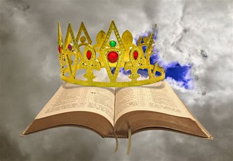 La Bible Ouverte Dans La Prière De Mot De Prophétie Miracle De Ciel Du