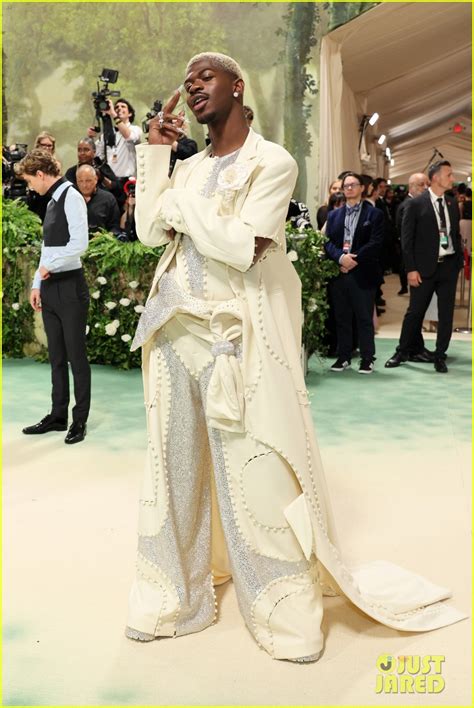 Lil Nas X Puts Modern Spin On Three Piece Suit Debuts Platinum Hair At
