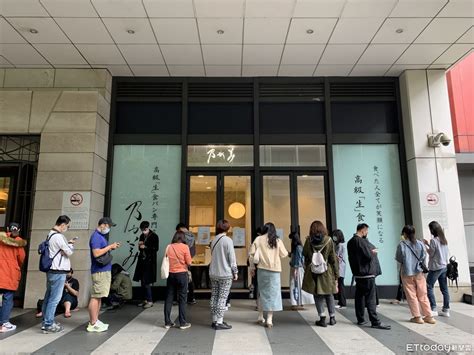 民眾早上8點就排隊！生吐司元祖「乃賀美」今開幕 首批7分鐘賣完 Ettoday旅遊雲 Ettoday新聞雲