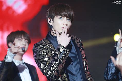 정국오빠 손키스 하는 과정 방탄소년단 Bts 카테고리