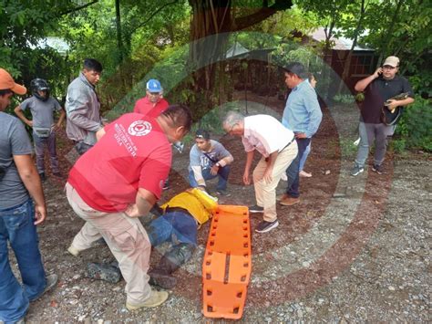 Empleado De Banco Azteca Lesionado En Choque Contra Vehículo Noticias
