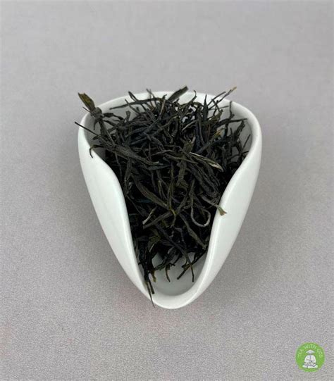 Купити КИТАЙСЬКИЙ ЗЕЛЕНИЙ ЧАЙ MaotЄh Tea With God