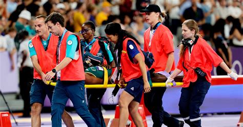 Lamecha Girma En Buen Estado Tras Pasar La Noche En El Hospital