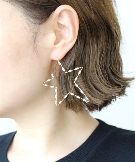 Ader（アデル）の「ader Filigree Pop Star Pierce ☆ピアス （ピアス（両耳用））」 Wear