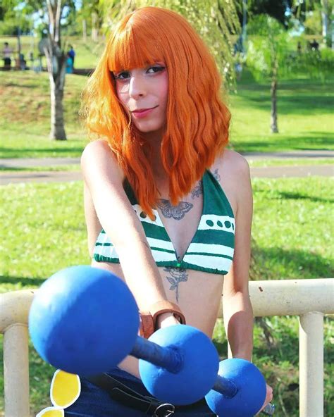 Veja O Belo Cosplay Da Nami De One Piece Da Peach