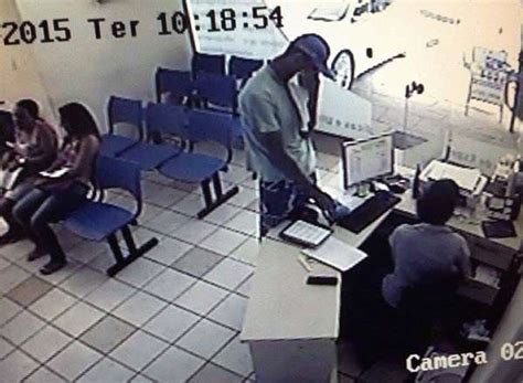 Pm Prende Homem Suspeito De Três Roubos Em Muriaé