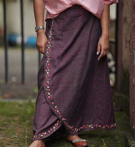 Hand Woven Spun Cotton Flared Tulip Skirt With Hand Embroidery Koza