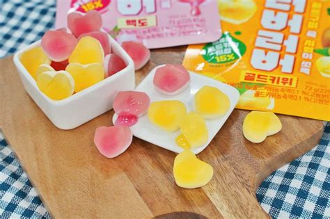 ‘말랑쫀득 두가지 식감젤리셔스 백도·콜드키위맛 출시