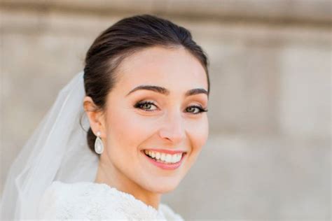 Light Makeup For Wedding