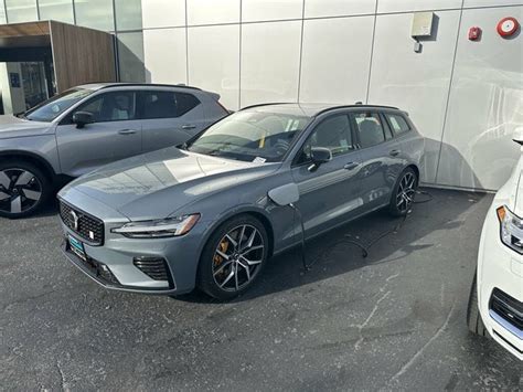 2023 Edition Recharge T8 Polestar Engineered Eawd Volvo V60 Hybrid