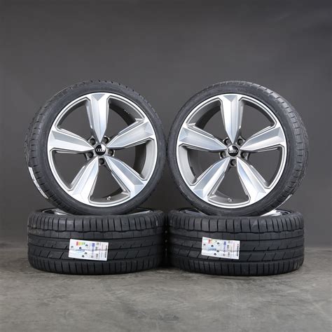 Audi RS5 F5 RS4 B9 original 20 Zoll Sommerräder Peak Fe