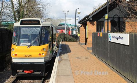 Class 139 139 001 At Stourbridge Town British Rail Clas Flickr