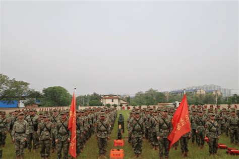 民兵出队，仪式感满满。。。工作警备区衡阳