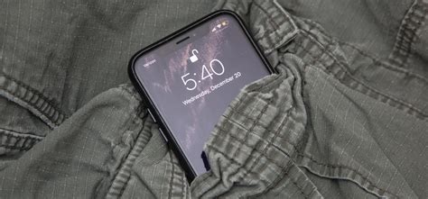 Keep Your Iphones Screen From Randomly Turning On Trendradars