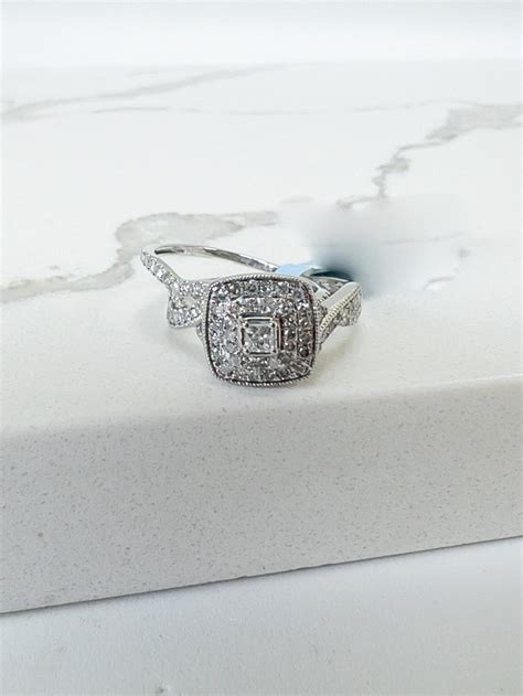 Diamonds Cleopatra Jewelers