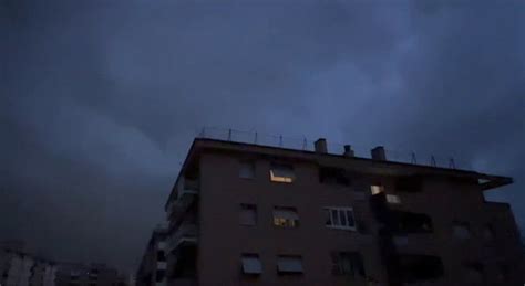 La Spettacolare Tempesta Di Fulmini Che Ha Colpito Roma Nella Notte