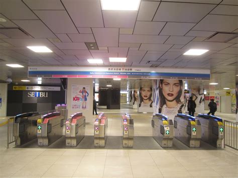 池袋駅 改札画像net