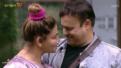 Bigg Boss 15 Day 69 Written Updates Rakhi Sawant Ritesh Lock Lips In