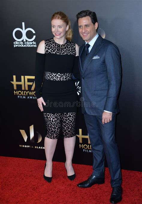 Bryce Dallas Howardandedgar Ramirez Foto Editorial Imagem De Fama