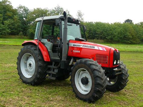 Traktor Massey Ferguson