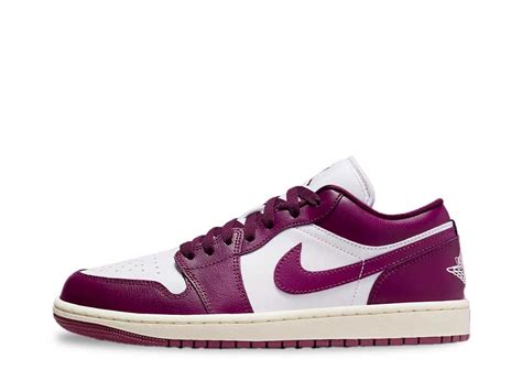 【楽天市場】マラソン【1000円クーポン】発行中 Nike ナイキ ウィメンズ エアジョーダン1 ロー ボルドー ナイキ Dc0774 161 ウィメンズ レディース スニーカー ランニング