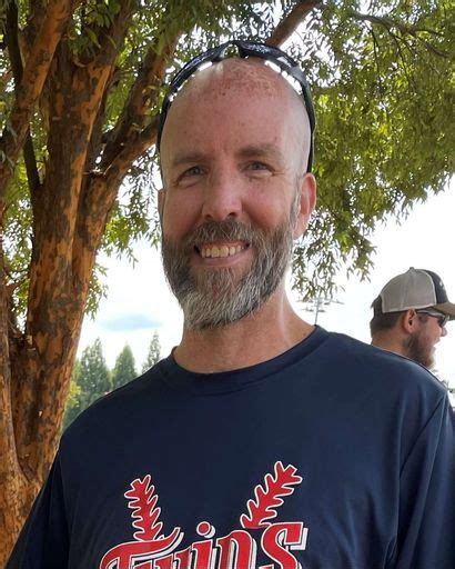 Chris Yarbrough Obituary November 6 2024 Lord And Stephens Funeral Homes