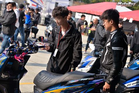 Motonews 打破世界紀錄？！ Kymco 「krv榮耀傳騎」大會師活動 Motobuy