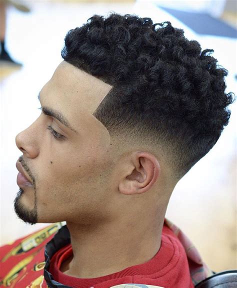 Corte de cabelo masculino degradê ou fade para cabelo crespo