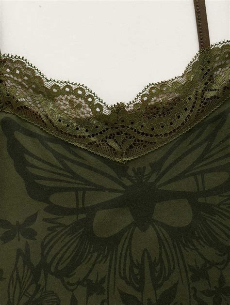 Romwe Goth Skull And Butterfly Graphic Contrast Lace Cami Shein Usa