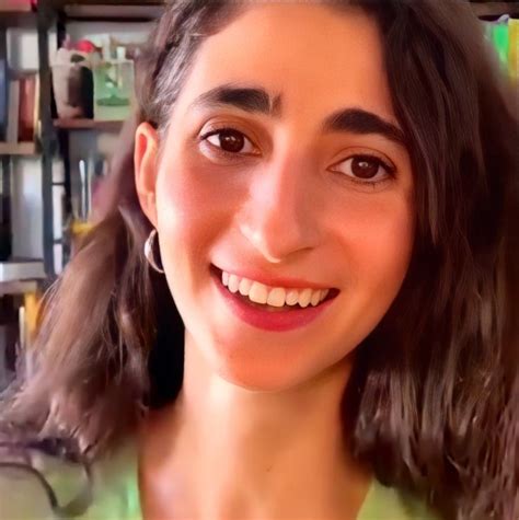 Alba Flores Alba People Smile