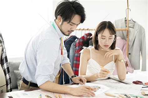 남녀 패션 디자이너 사진 무료 다운로드 Lovepik