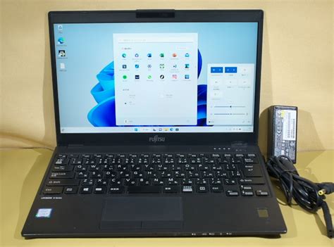 Yahooオークション Lifebook U939a Windows 11 Pro I5 8365u Ss