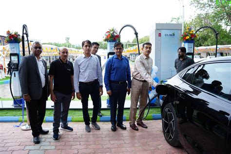 Glida Inaugurates Indias Largest Ev Charging Hub In Hyderabad