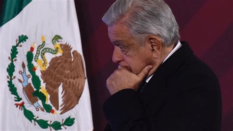 AMLO envía condolencias a familia del coronel emboscado y asesinado en Michoacán Proceso