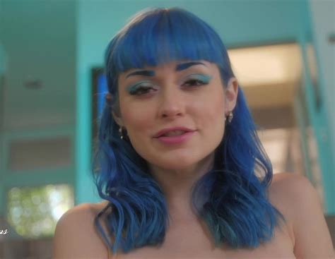 Flower Power Dildo Bludreamsxxx The Official Home Of Jewelz Blu
