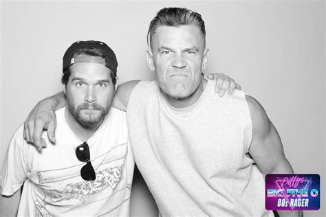 Deadpool 2 Limpressionnante Transformation De Brolin En Cable