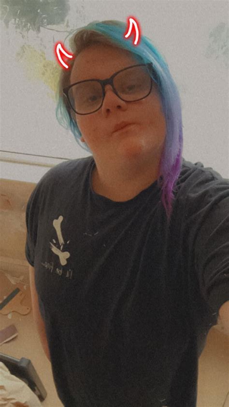 Pre Hrt Trans Goth Girl Doing Room Renovations Rtrans