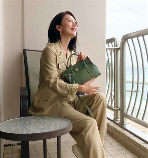 엄마 생신 선물 가방 브랜드 추천 김희애 Pick 로로피아나 가방 룸백l25 네이버 블로그