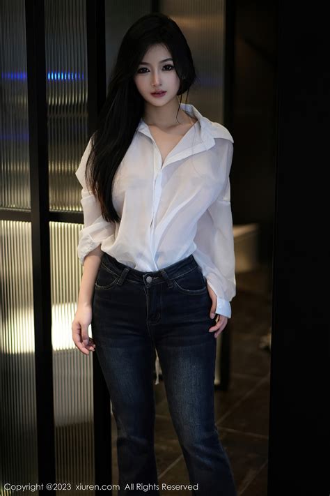XiuRen秀人网 No 7645 谭小灵 牛仔裤美腿 微图坊