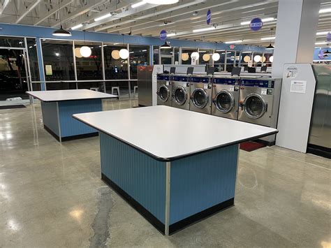 Folding Tables 1 Superclean Laundromats