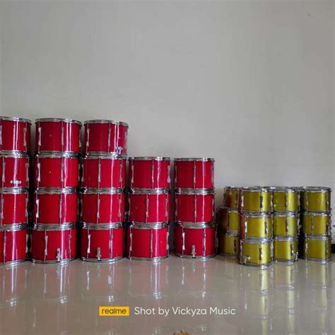 Jual Paket 1 Unit Drum Band Marching Band Smp Sma Dewasa 5 Personil Hitam Di Seller Vickyza