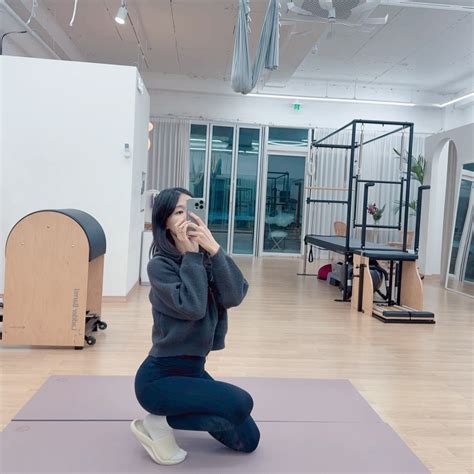현지 📝식단을 기록하는 게 다이어트에 도움이 된다는 거 아시나요 💡 약 1700명의 참가자를 대상으로 한 체중 감량