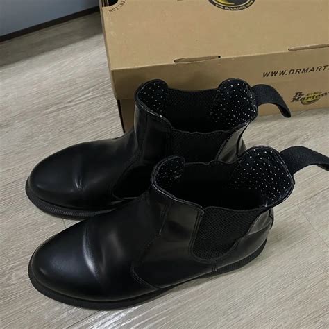 Dr Martens 닥터마틴 닥터마틴 첼시부츠 플로라 37사이즈 닥터마틴플로라첼시부츠닥마부츠on Bunjang Global Site
