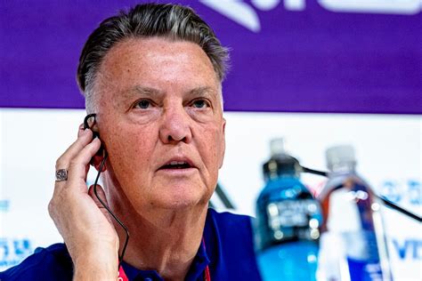Van Gaal Doet Aankoop Van Zeker Tien Miljoen Soccernewsnl